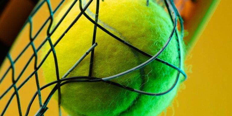 Head Gravity Pro 2025 Tennis Racquet · RacquetDepot